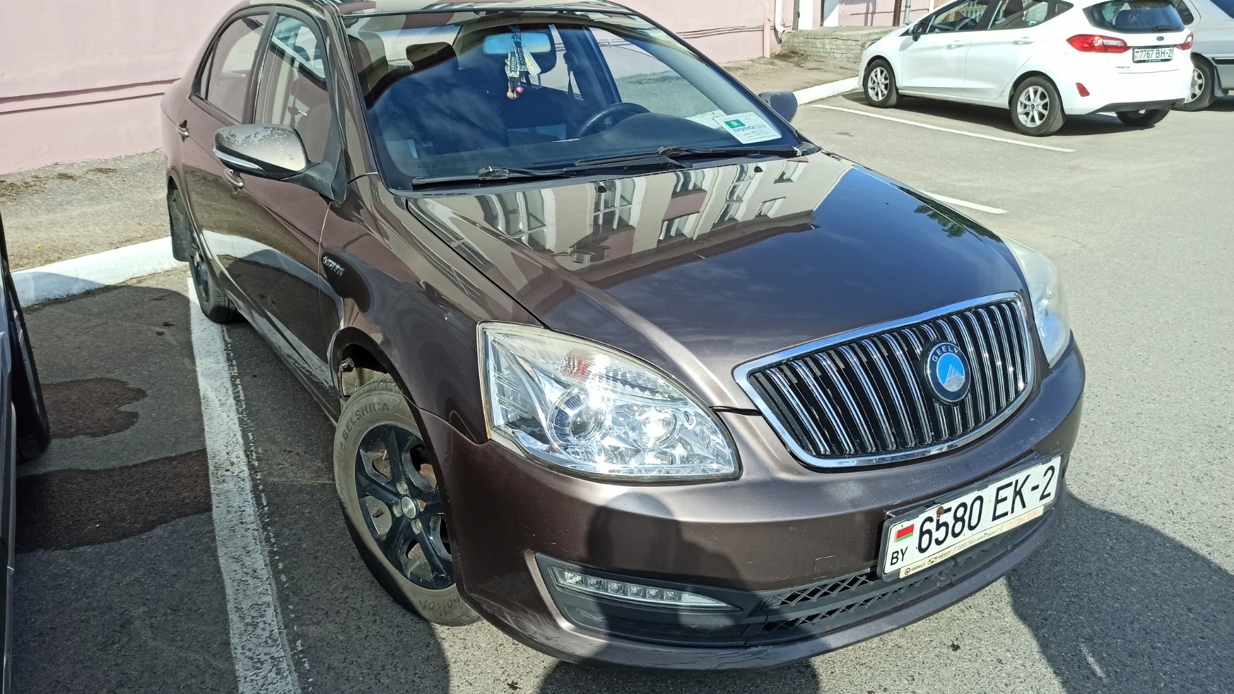 Автомобиль Geely SC7, 2014 года выпуска